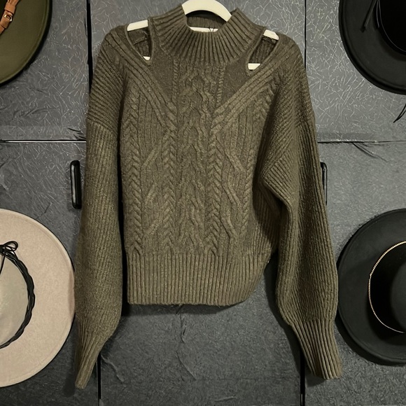 Express | Sweaters | Express Green Cable Knit Sweater With Cut Out By ...